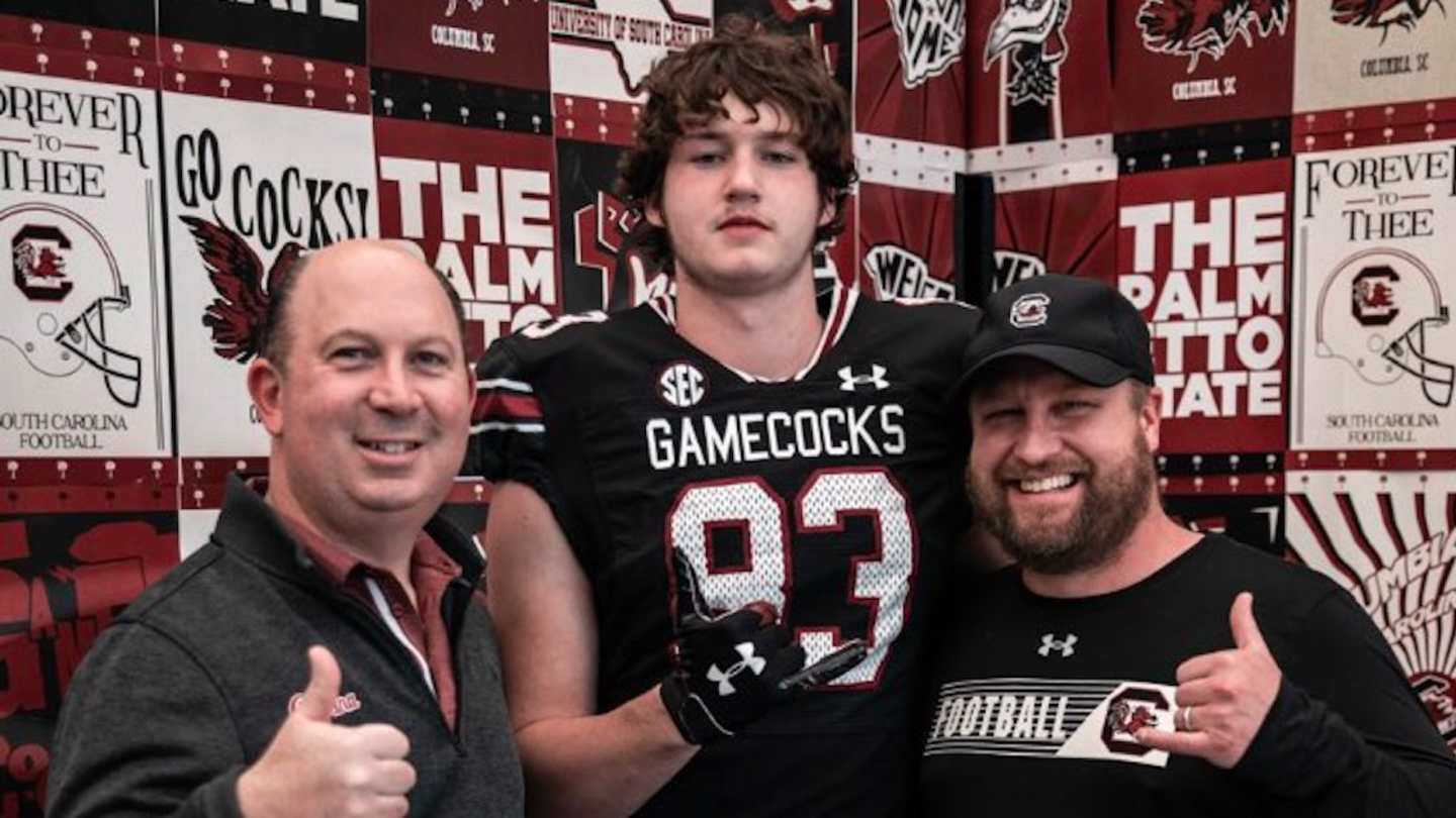 Reid Mikeska Signs Letter Of Intent With South Carolina Football ...