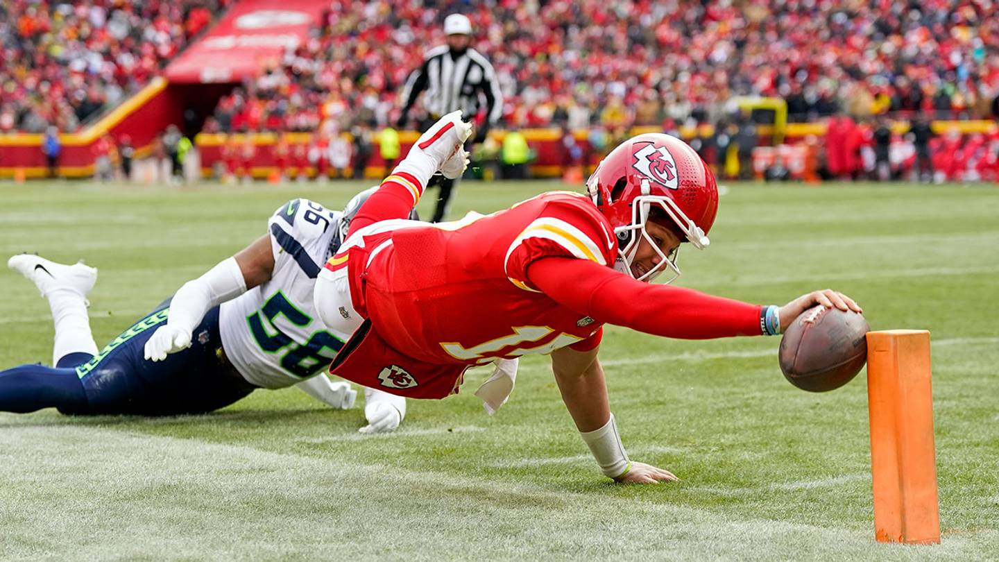 Patrick Mahomes should win MVP over Jalen Hurts or Josh Allen - Sports ...