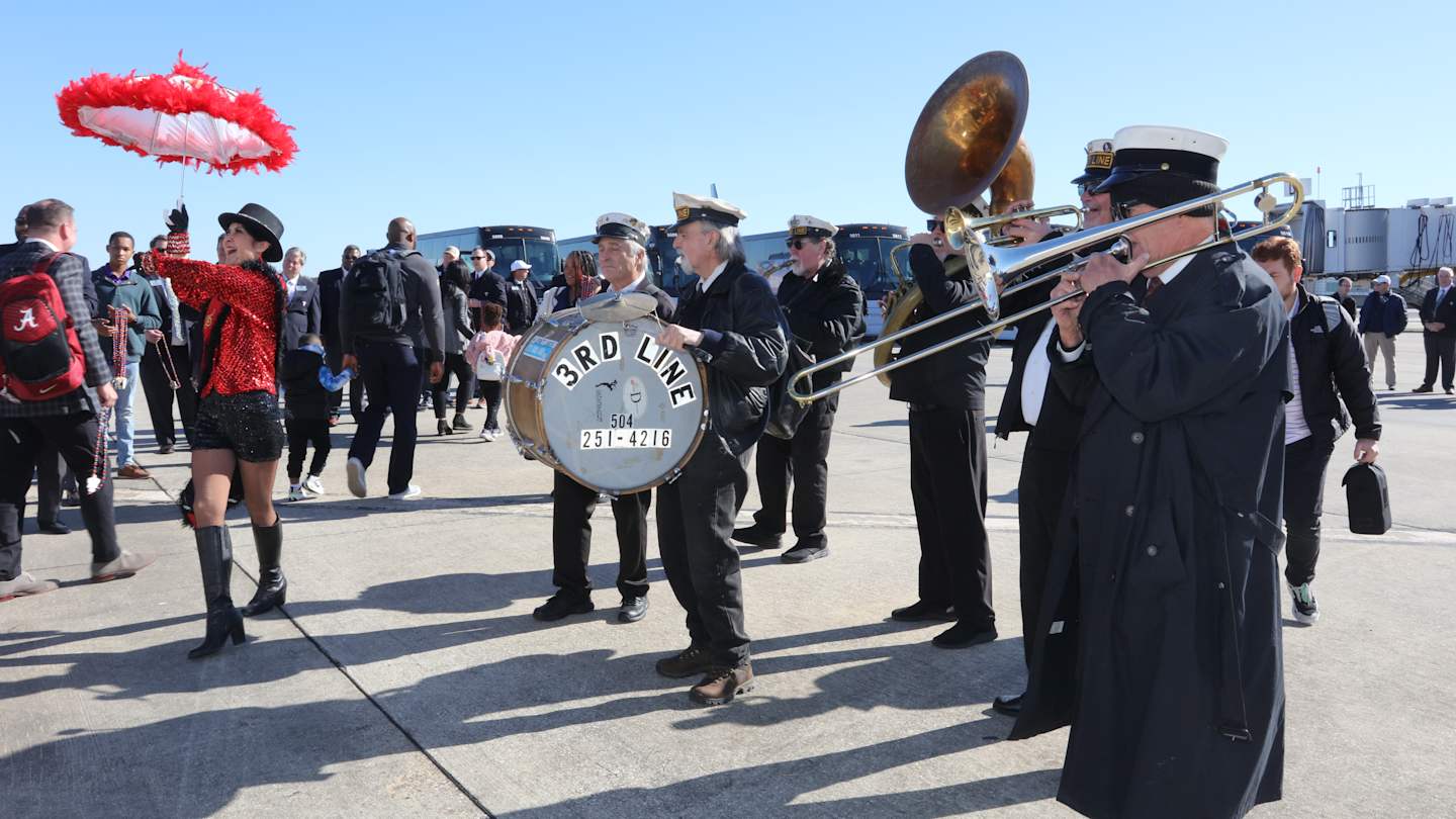 Crimson Tide Roll Call: Tuesday, December 27, 2022 - Sports Illustrated ...