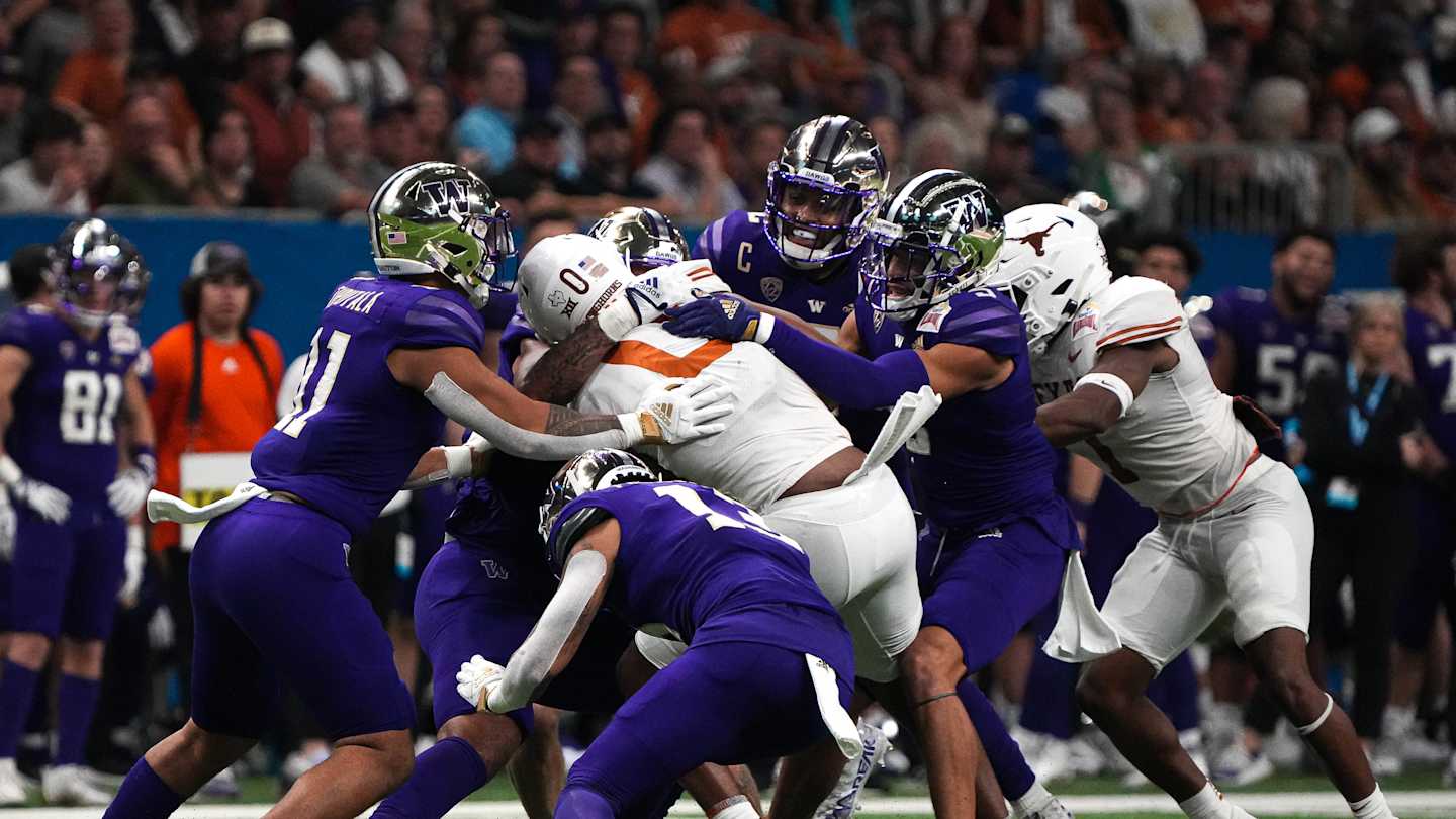 Texas Longhorns End Season With Alamo Bowl Loss to Washington Huskies ...