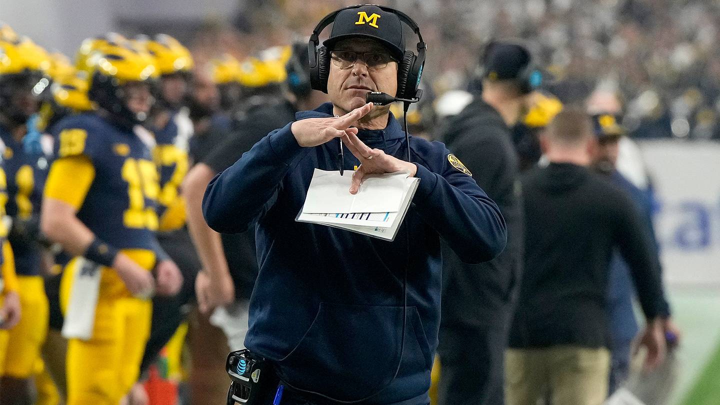 Michigan fans shown disappointed in performance against TCU - Sports ...