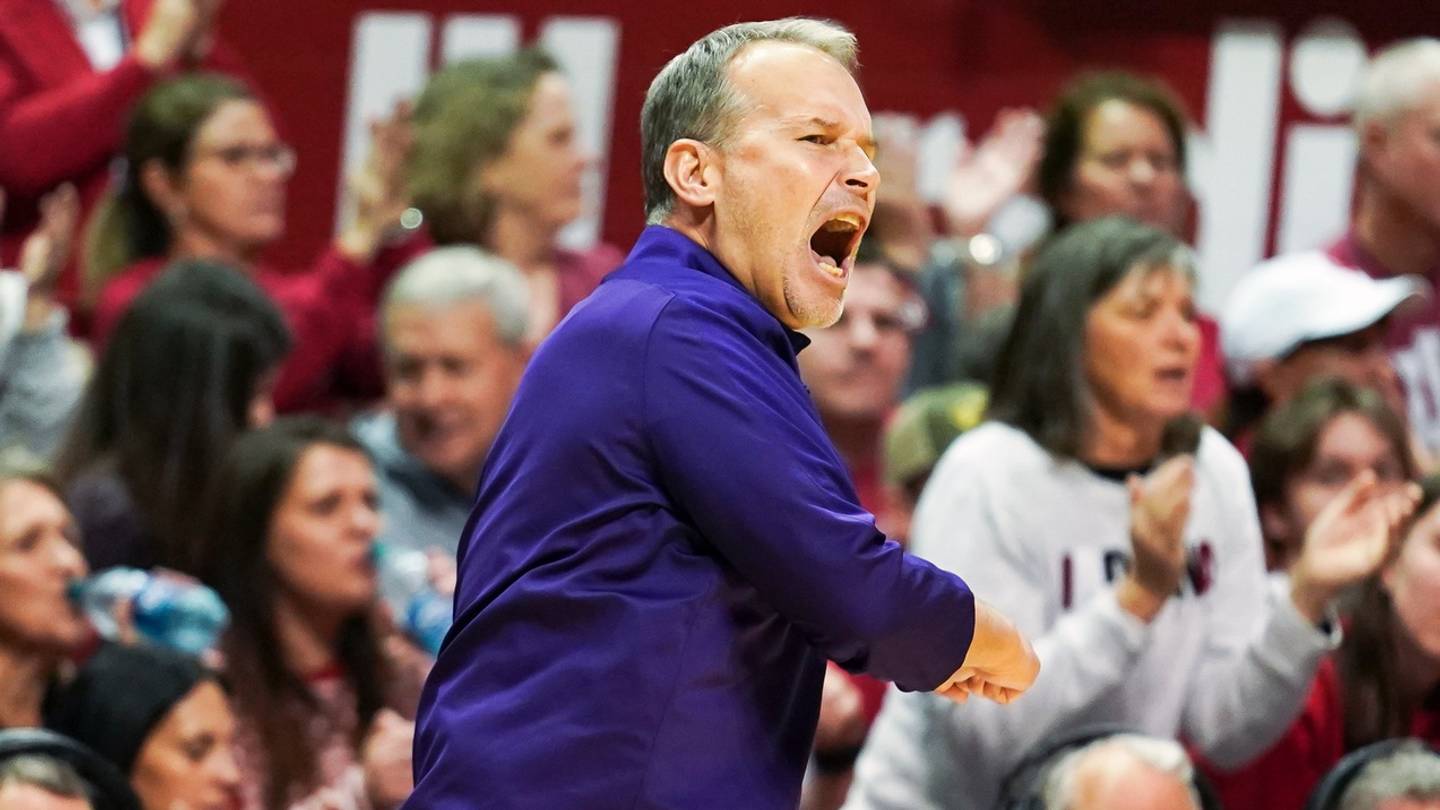 Northwestern Coach Chris Collins Reacts to Win Over Indiana - Sports ...