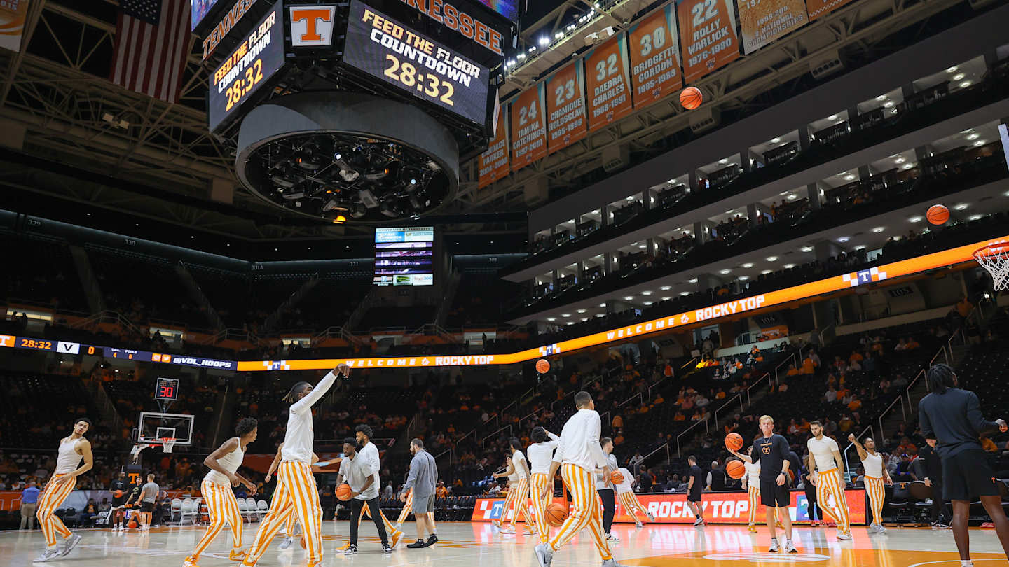 Tennessee Basketball Halftime Report Against Vanderbilt Basketball ...