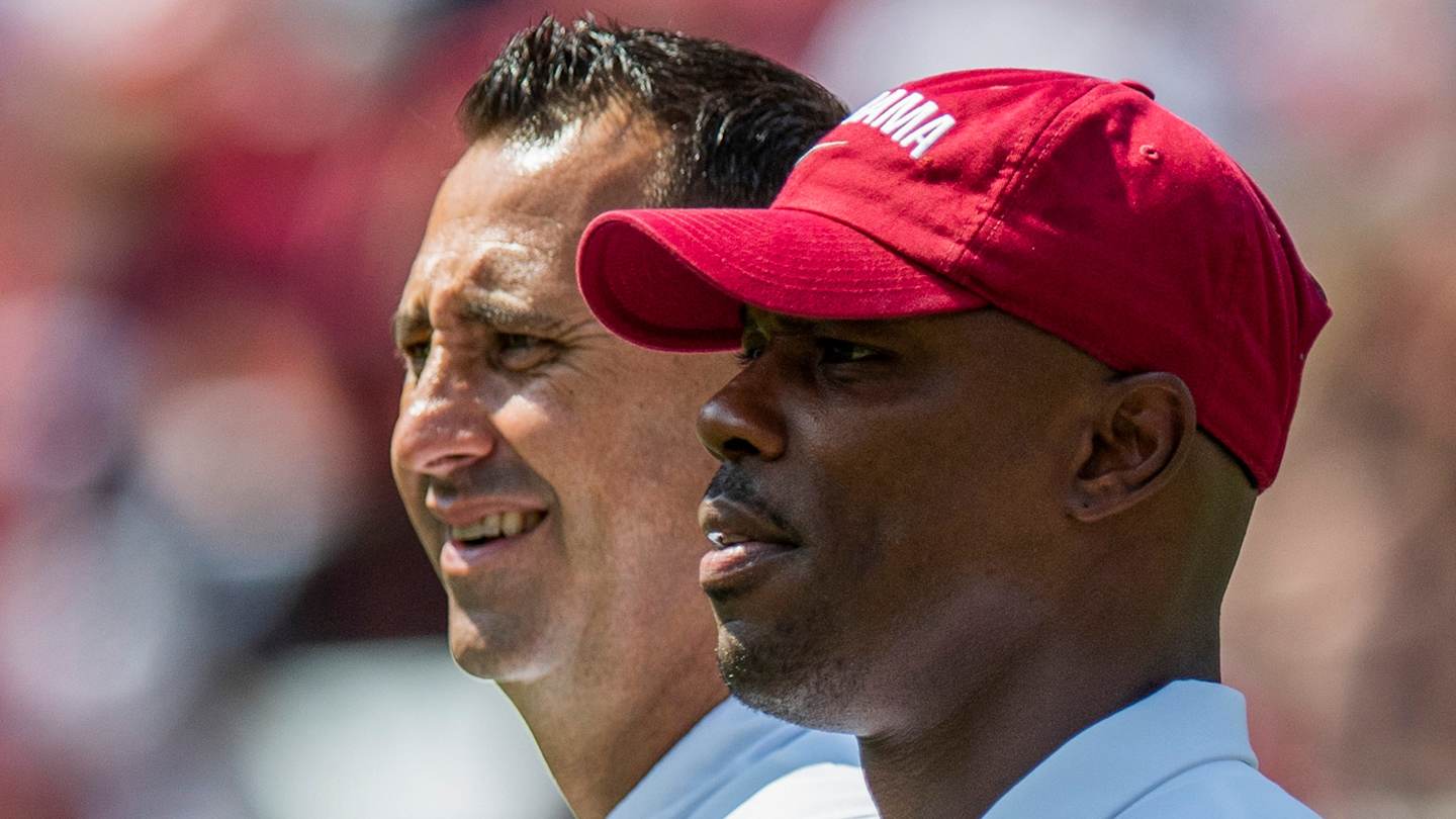 Longhorns Eyeing Alabama WR Coach Holmon Wiggins to Replace Brennan ...