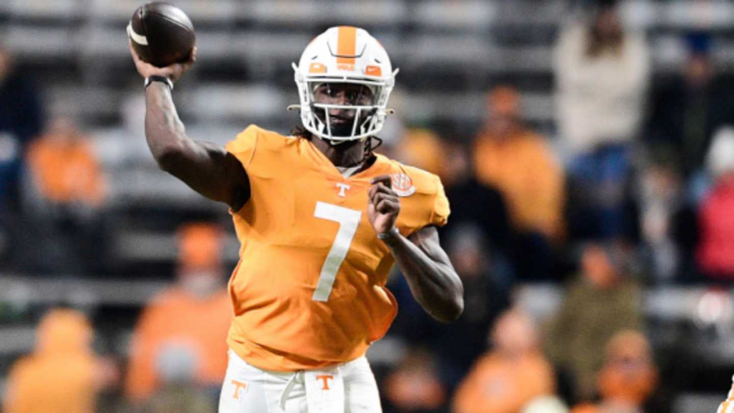 Georgia vs. Tennessee picks, predictions: Week 12 college football odds ...