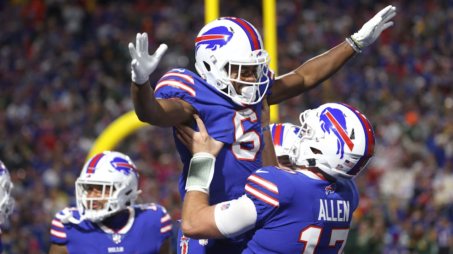 Buffalo Bills Ex Isaiah McKenzie Signs with Indianapolis Colts - Sports ...