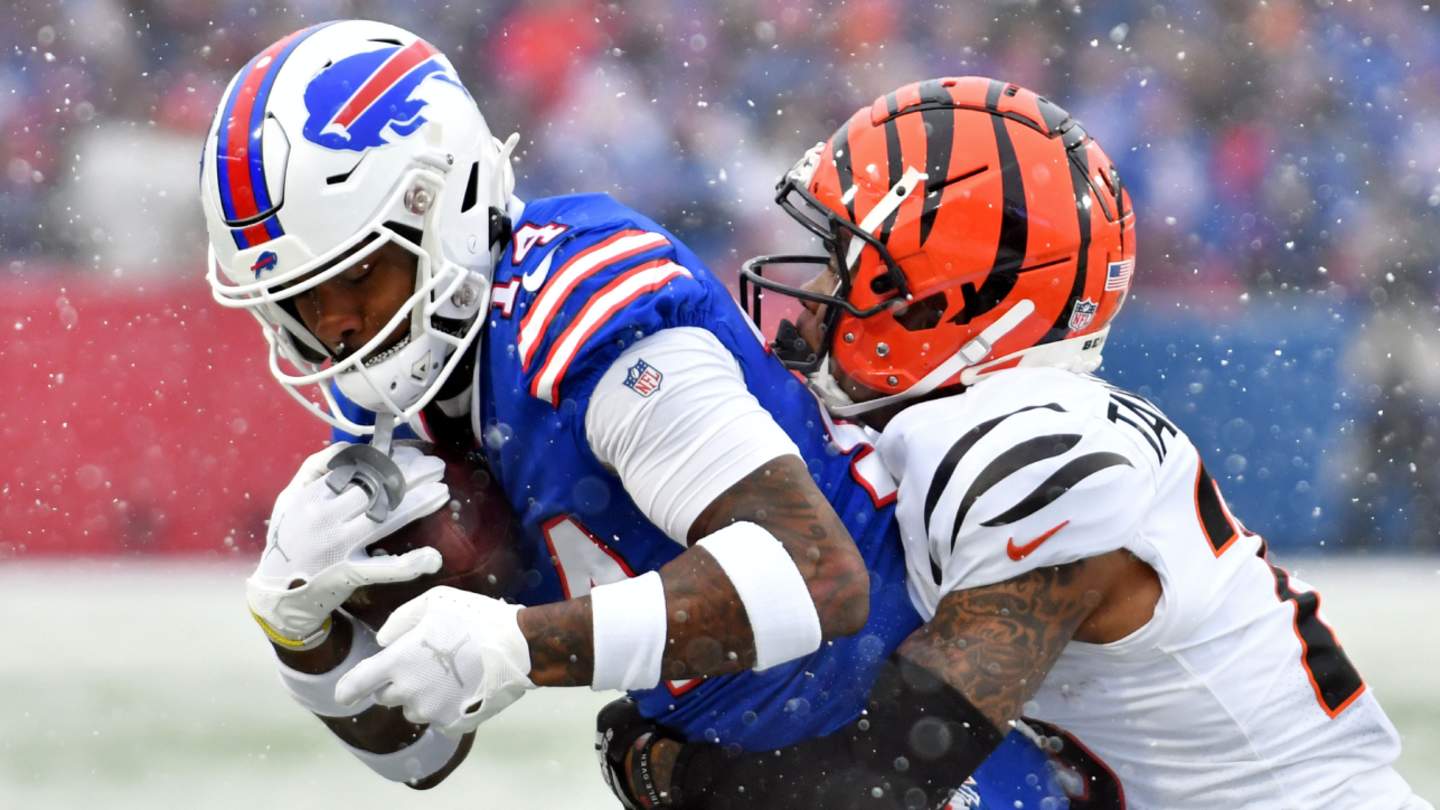 Bills QB Josh Allen Addresses Sideline Outburst by WR Stefon Diggs - Sports Illustrated