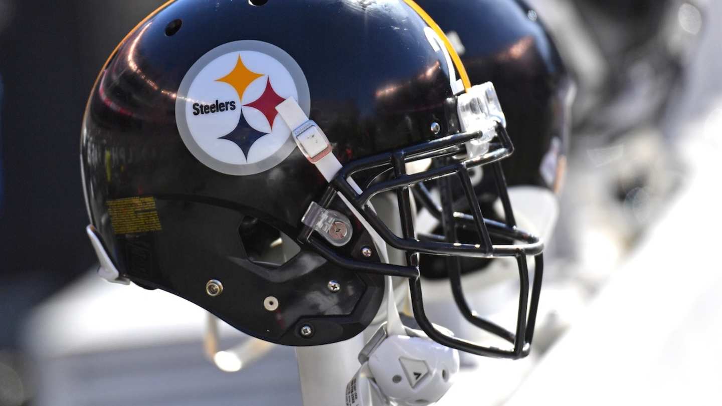 Former Steelers RB Sidney Thorton Passes Away - Sports Illustrated ...