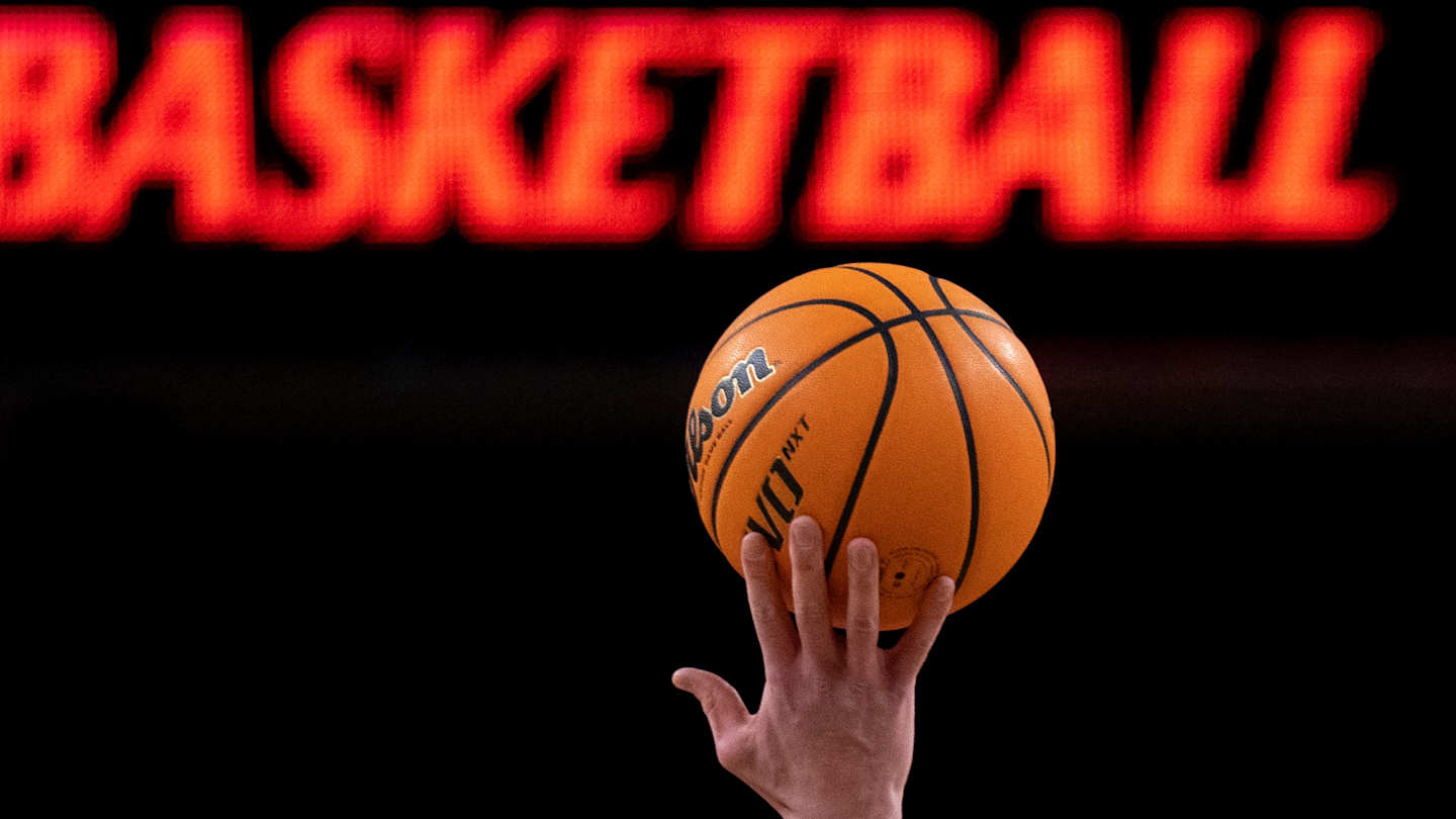 Watch: UC Basketball Summer Workout Week One Highlights - All Bearcats