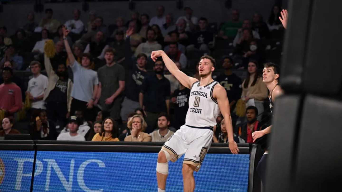 Georgia Tech Beats Notre Dame At The Buzzer 70-68 To Pick 2nd ACC Win ...