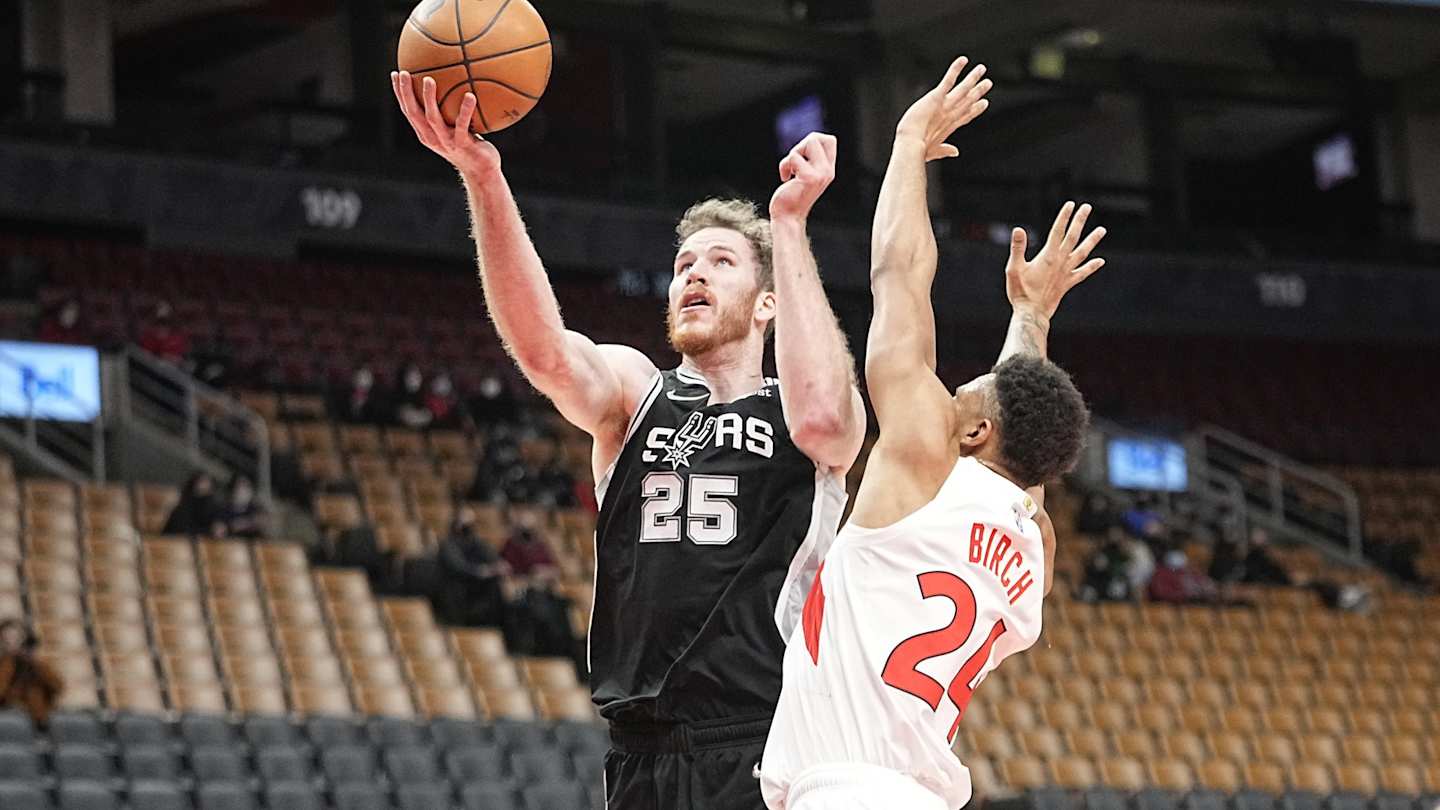 Raptors Pick Protections for Jakob Poeltl Revealed - Sports Illustrated ...