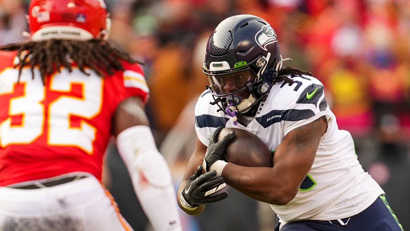 DeeJay Dallas EXCLUSIVE: 'It's Gonna Get Scary' For Seattle Seahawks ...