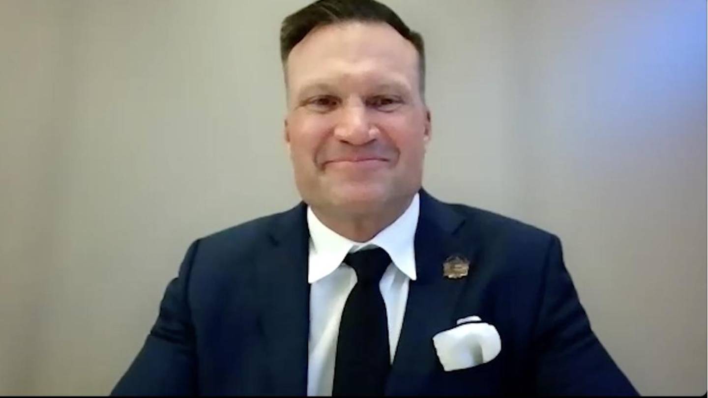 Former Miami Dolphins great Zach Thomas Gets Hall of Fame Jacket ...
