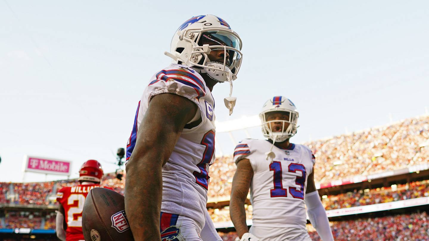Buffalo Bills WR Stefon Diggs in Elite Spot on NFL's Top 100 List ...
