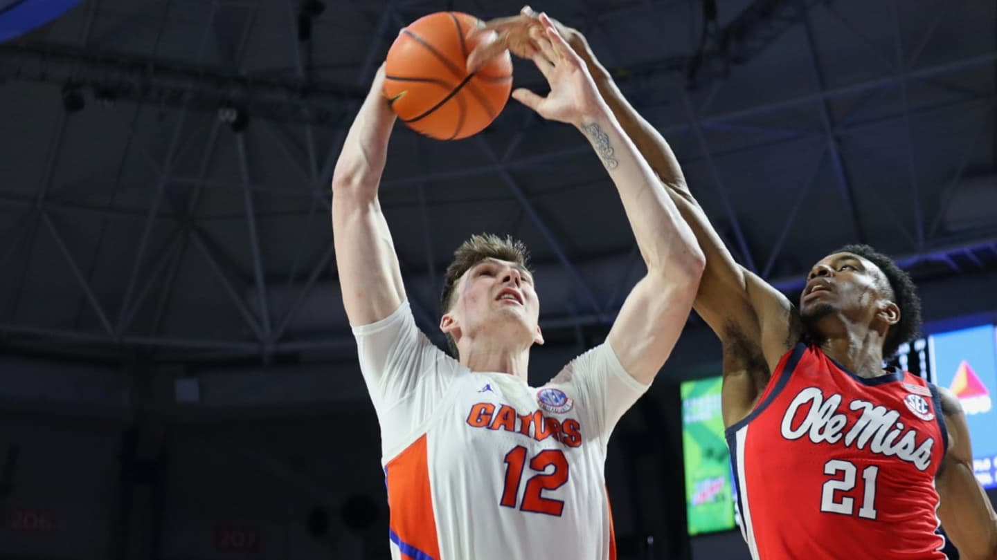 Florida Gators Forward Colin Castleton Breaks Hand vs. Ole Miss ...