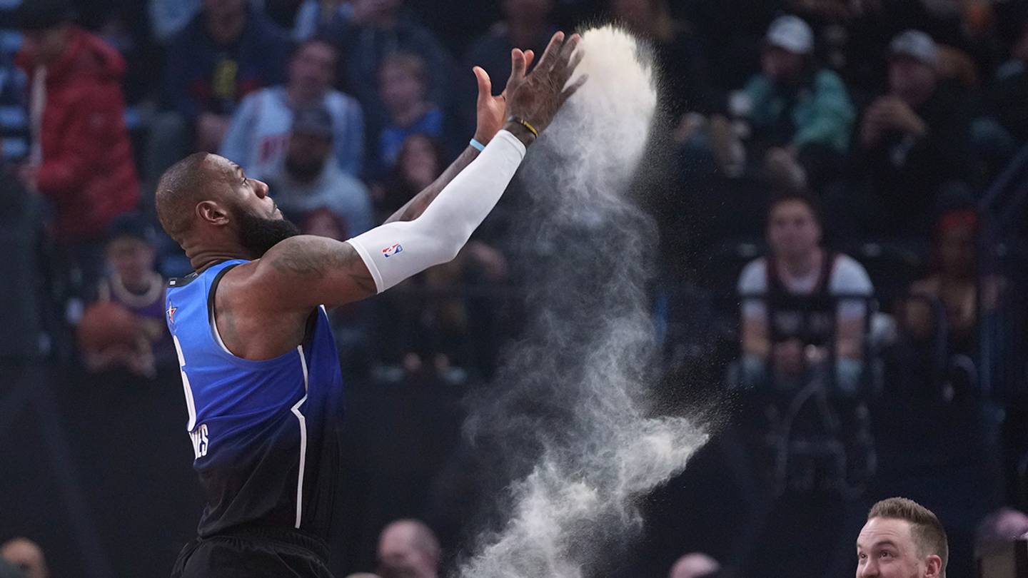 LeBron James Drops Potential Hint About His NBA Future While Mic’d Up ...