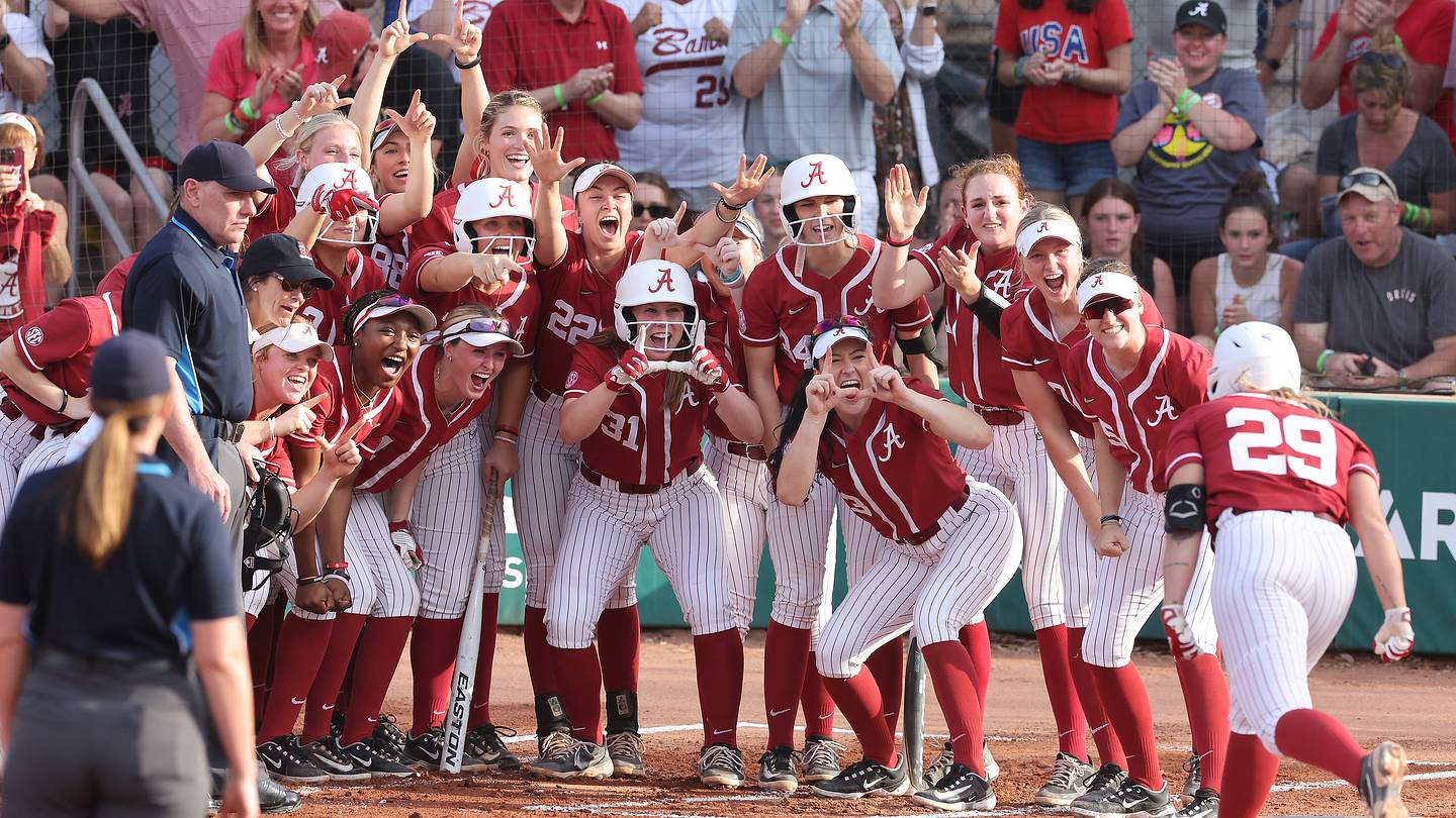 No. 7 Alabama Softball Defeats Samford 3-2 - Sports Illustrated Alabama ...