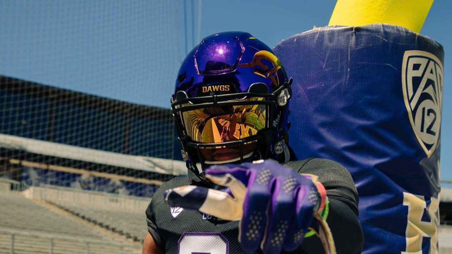 New Dawg Report: Vincent Holmes - Sports Illustrated Washington Huskies ...