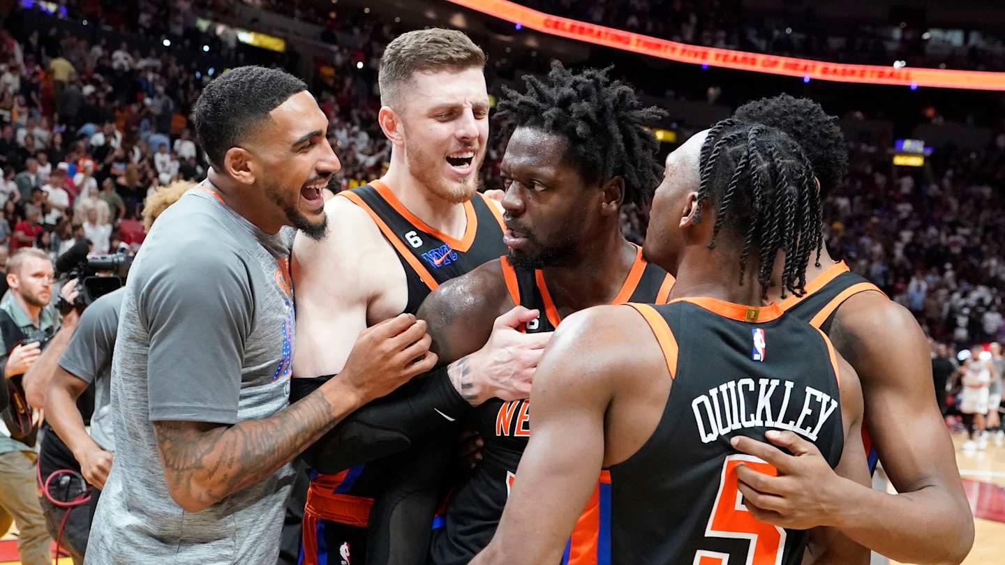 Knicks winning streak: New York goes for 10 in a row vs. Hornets ...