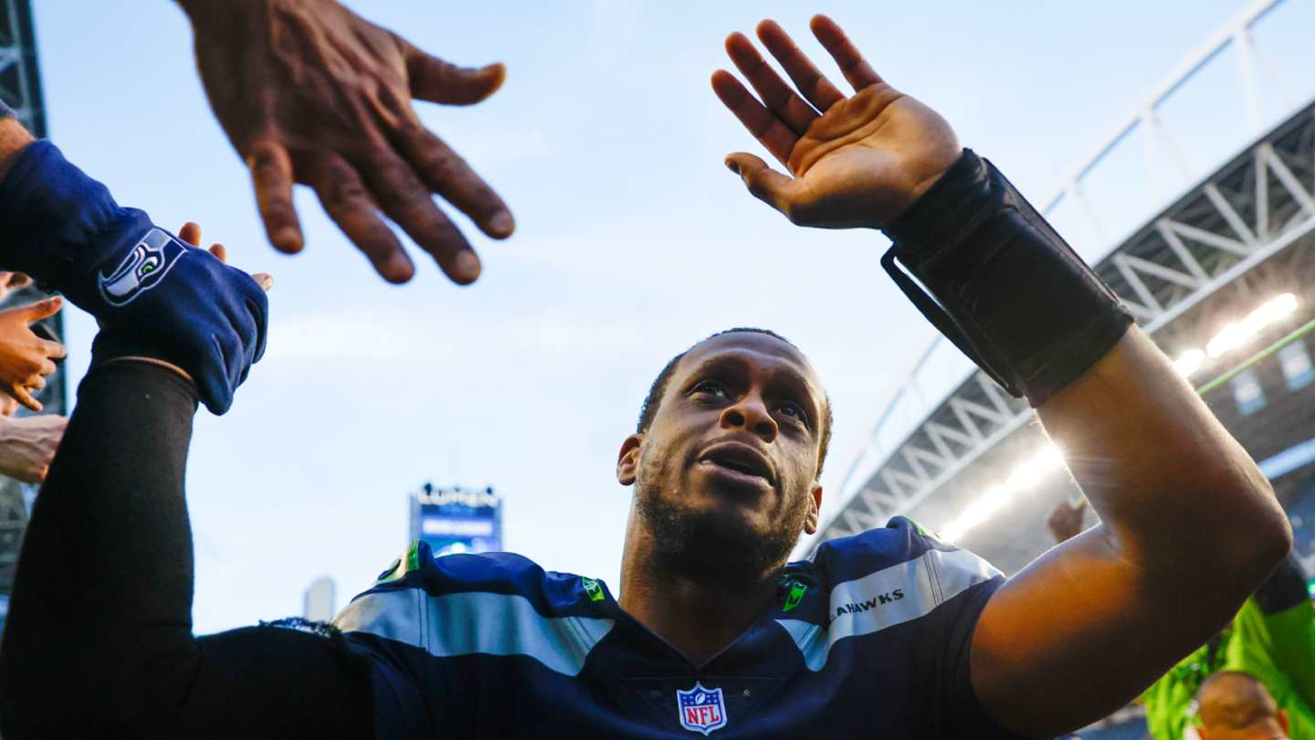 Geno Smith Makes Simple Promise to Seahawks Fans After Signing ...