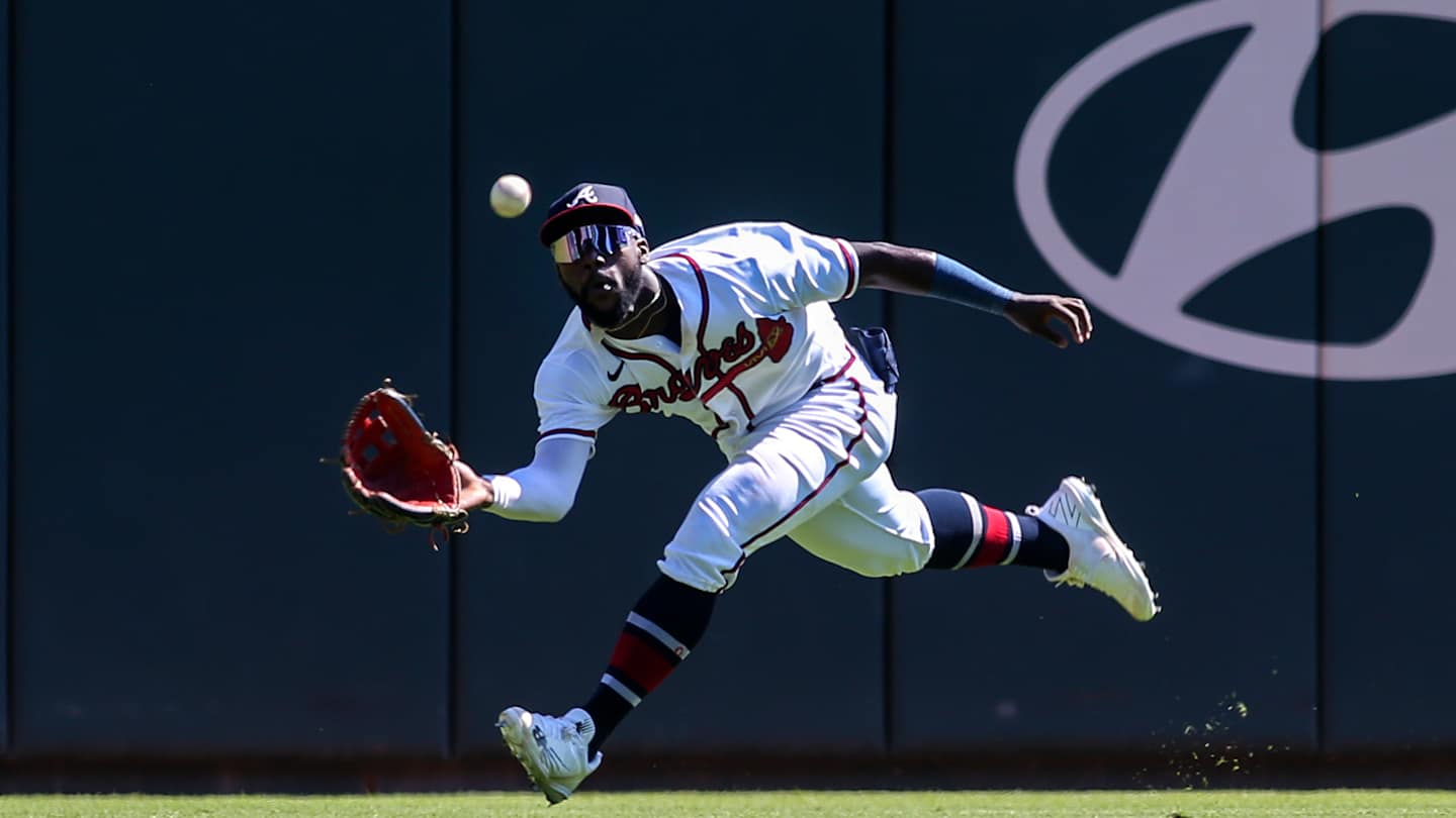 WATCH: Michael Harris II makes an AMAZING diving catch against the Mets ...