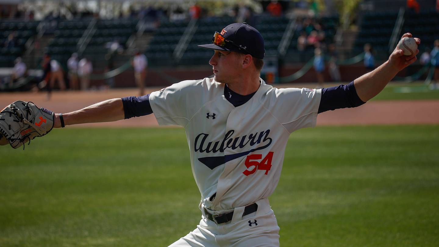 Takeaways: Auburn wins game two and the series over #3 South Carolina ...
