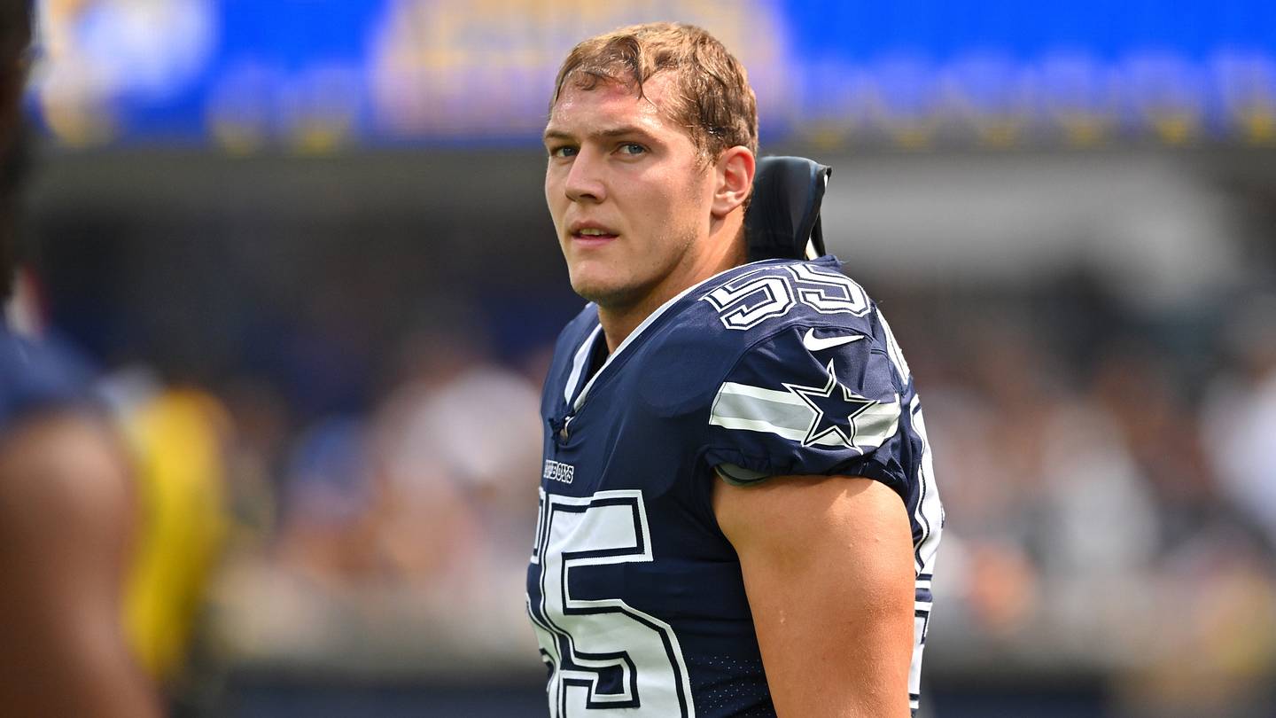 Dallas Cowboys Re-Signing LB Leighton Vander Esch on Two-Year Contract ...