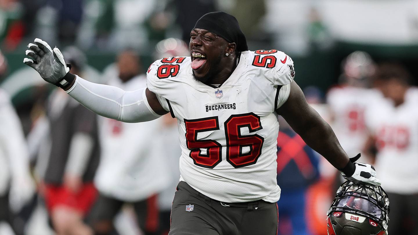 Buccaneers lose veteran defensive lineman to the New York Giants ...