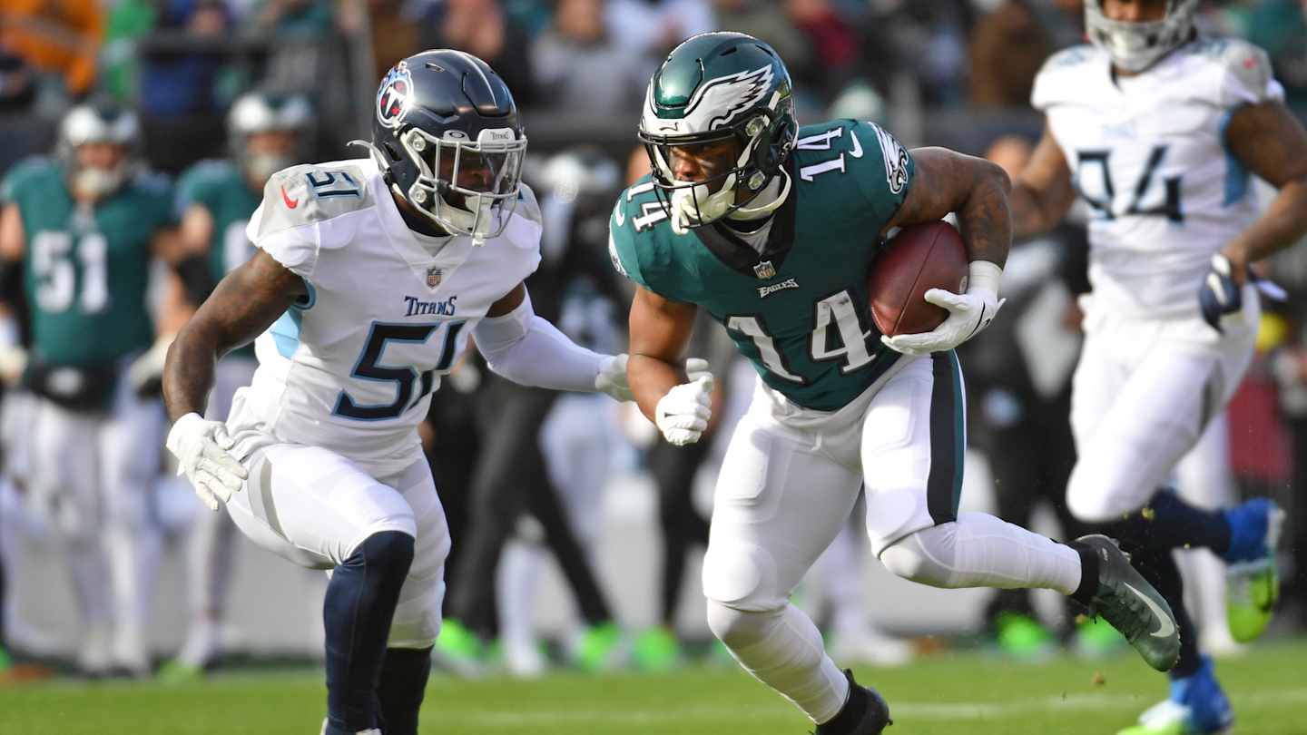 Mike Vrabel Puts Chip on David Long's Shoulder - Sports Illustrated ...