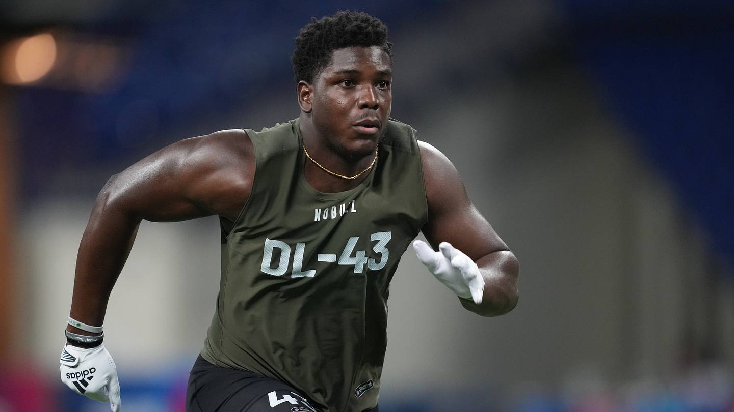 New York Giants Draft Prospect: Edge Jose Ramirez - Sports Illustrated ...