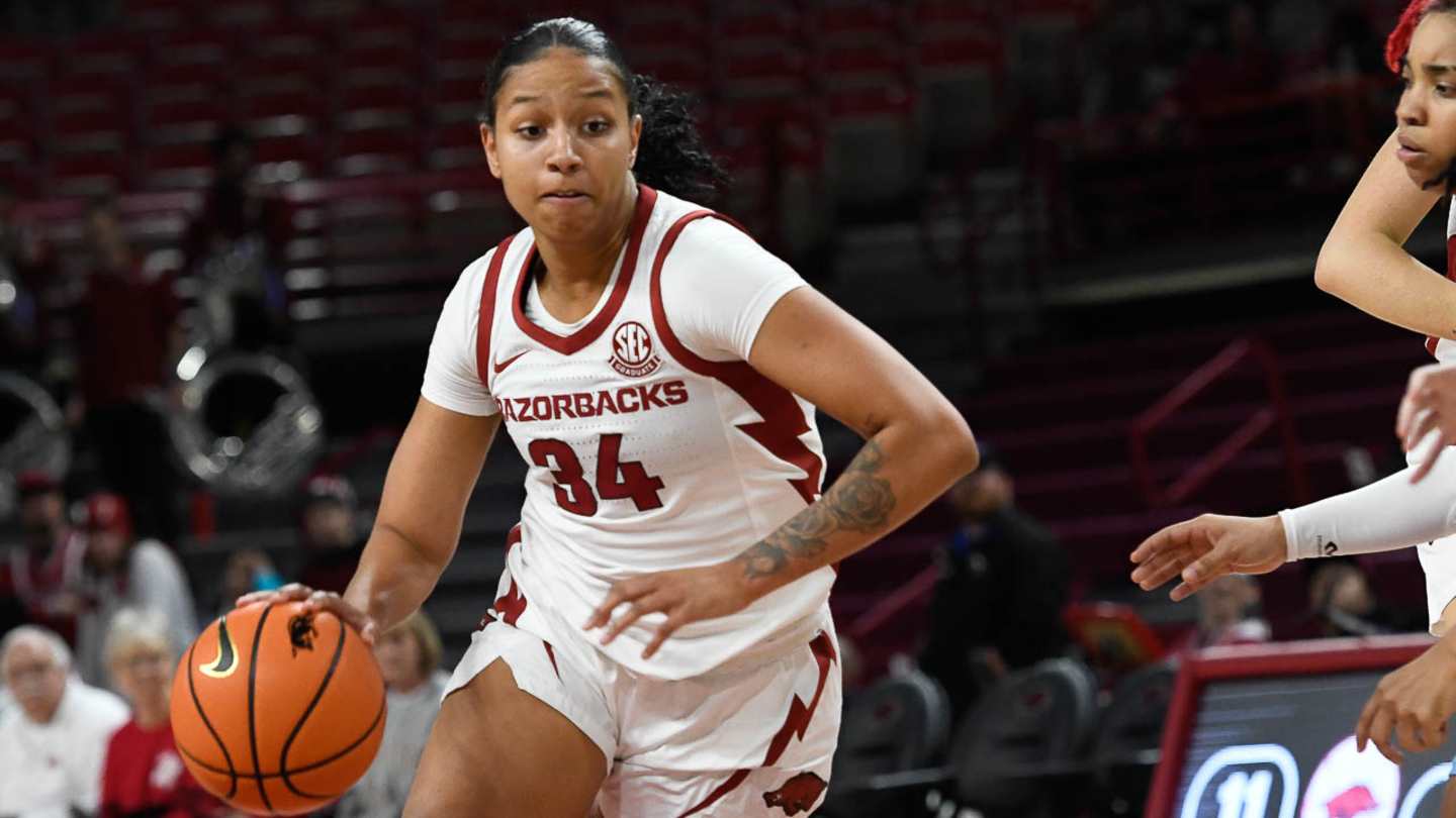 Razorbacks rocket to fast start behind Chrissy Carr, Samara Spencer ...