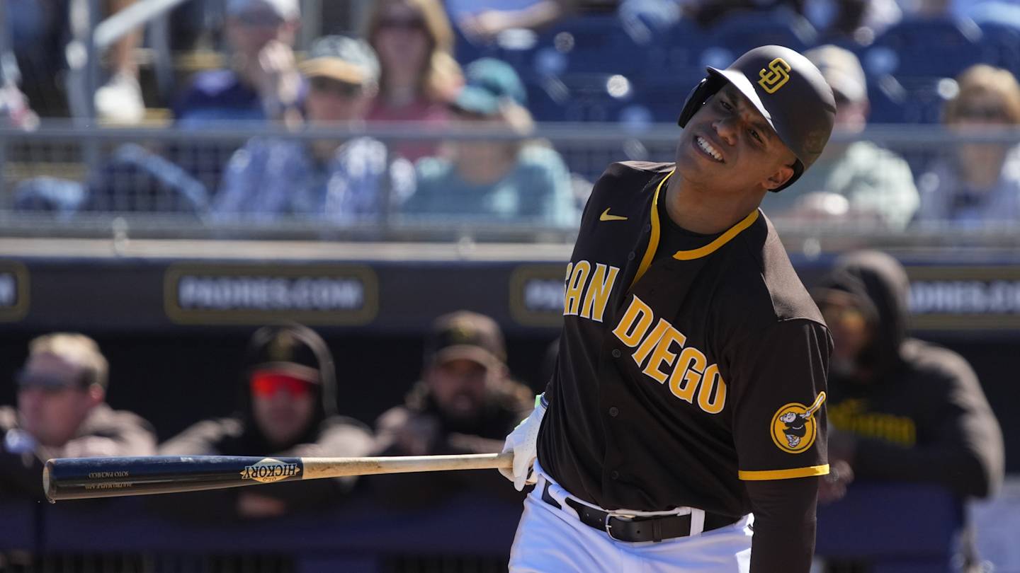Padres Notes: Juan Soto Oblique Injury, Austin Nola's Broken Nose ...