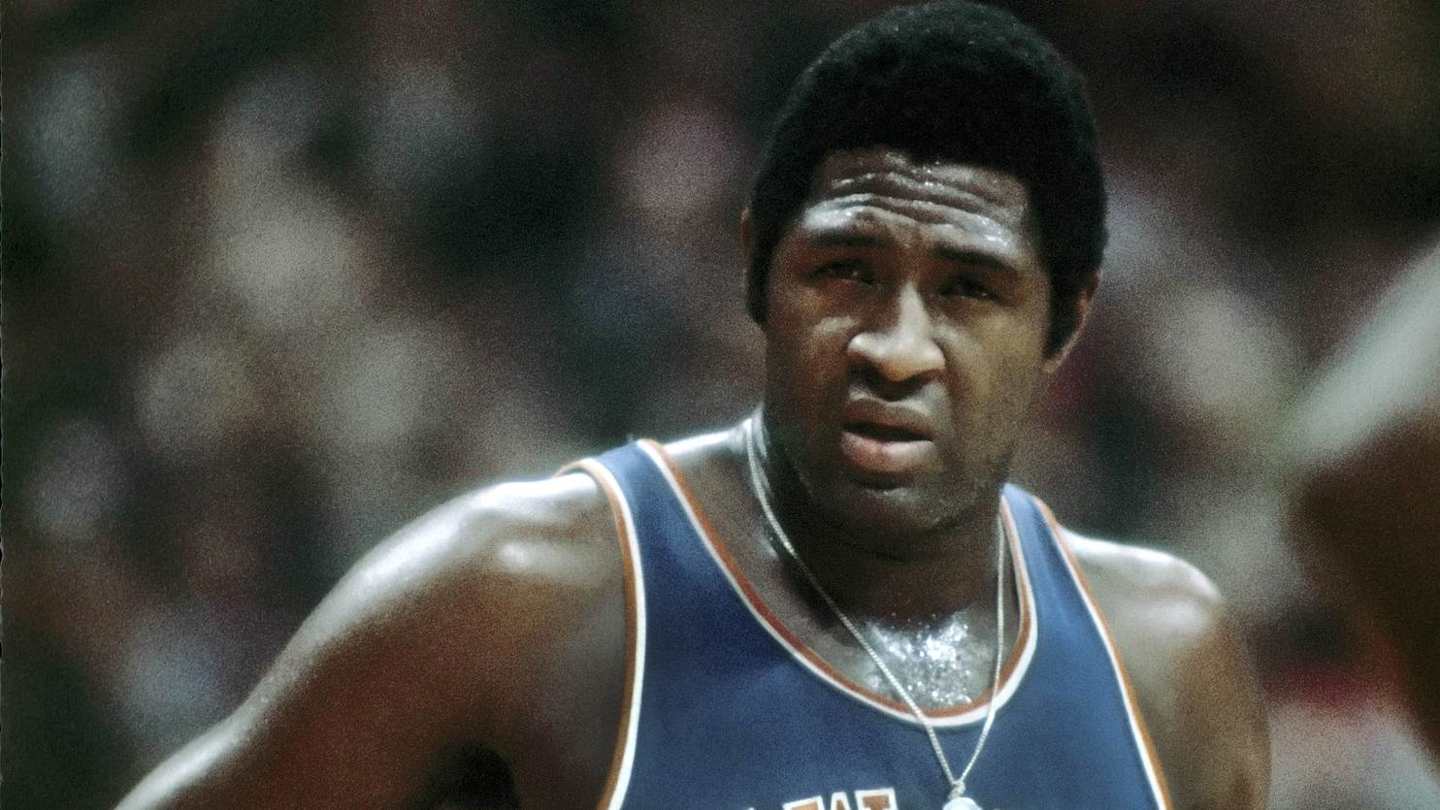 Knicks Legend, Hall of Famer Willis Reed Dies at 80 - Sports Illustrated
