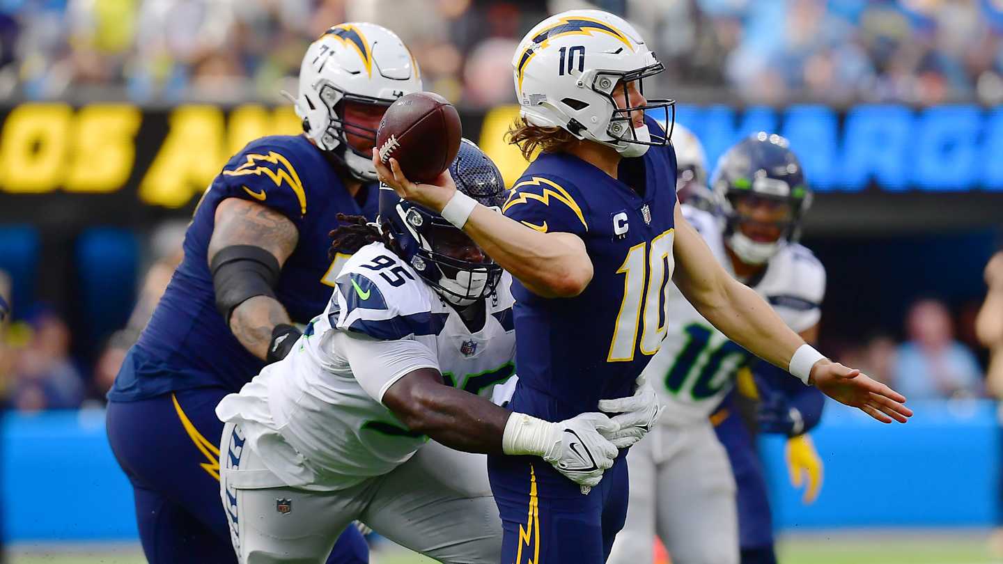 Seattle Seahawks 90-Man Countdown: DT Myles Adams - Defensive Line X ...