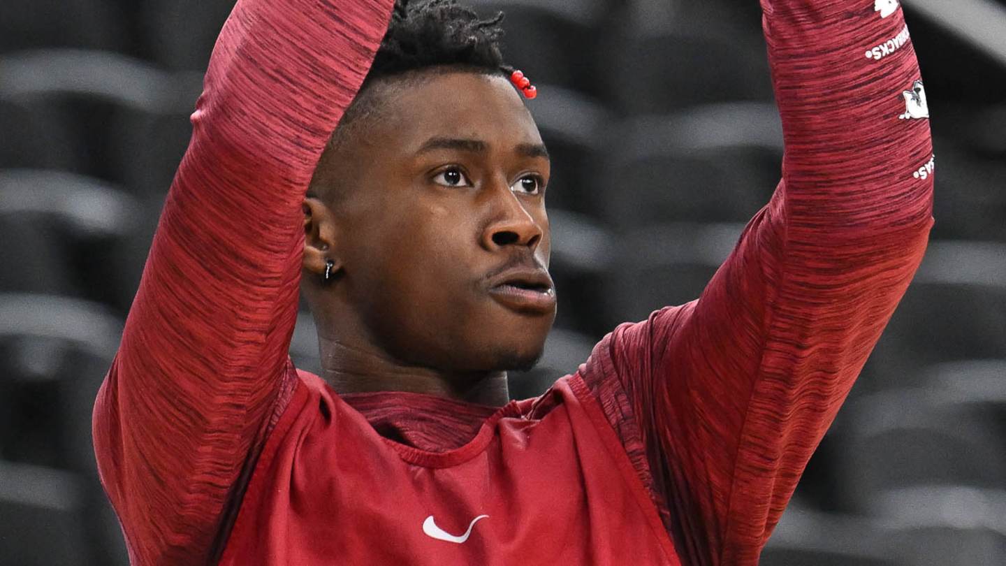 Arkansas Razorbacks guard Davonte Davis has reportedly left team ...