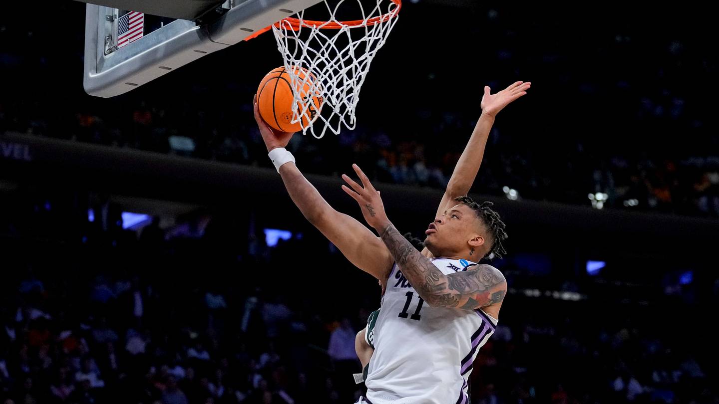 Kansas State’s Keyontae Johnson Throws Inbounds Pass to Himself for ...