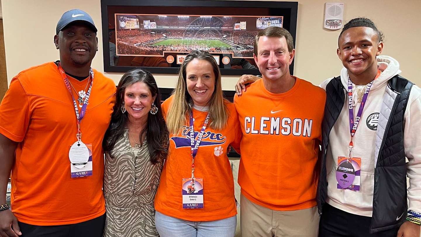 Clemson Football Makes Top 5 for 5-Star Quarterback - Sports ...