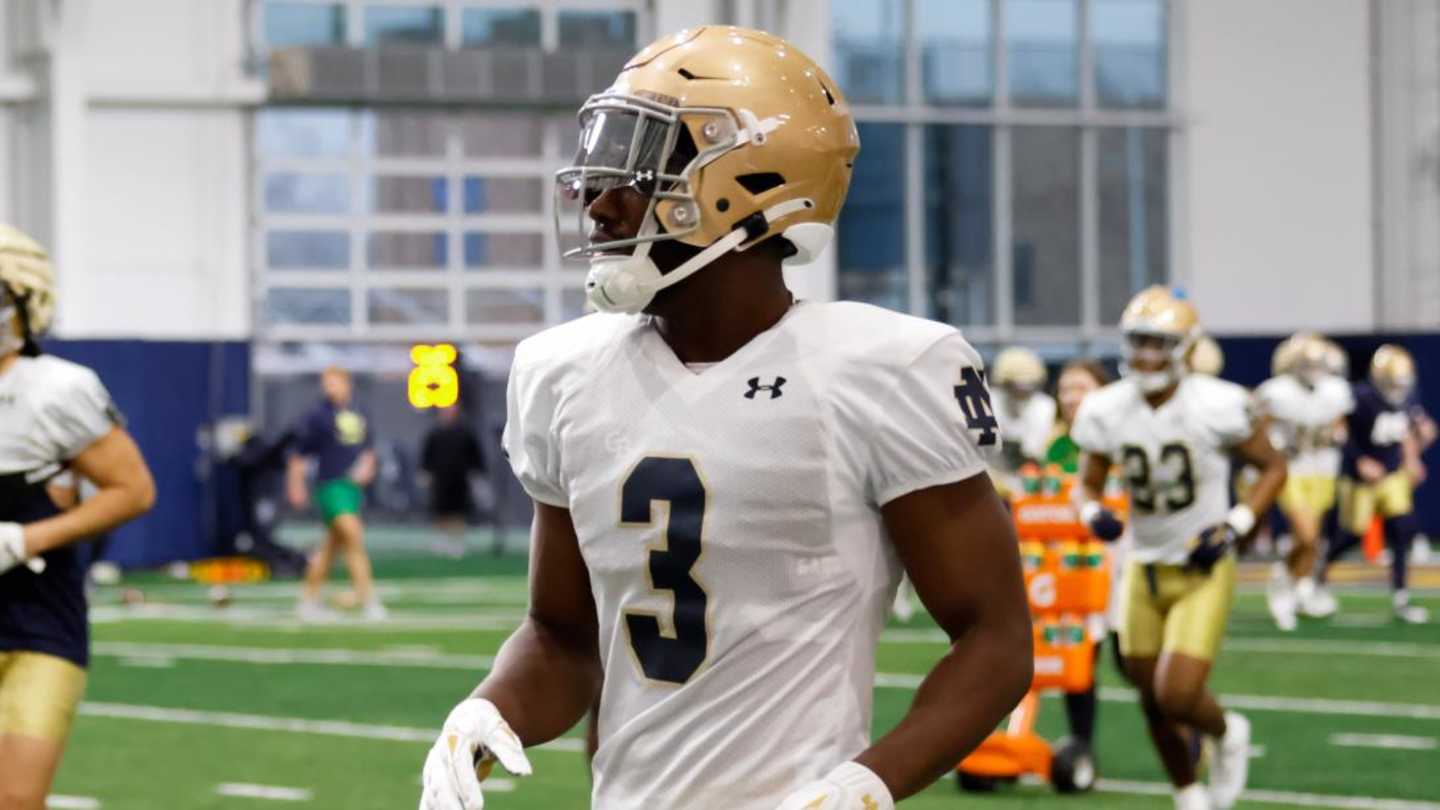 Jaylen Sneed Is Set For An Expanded Role In The Notre Dame Defense ...