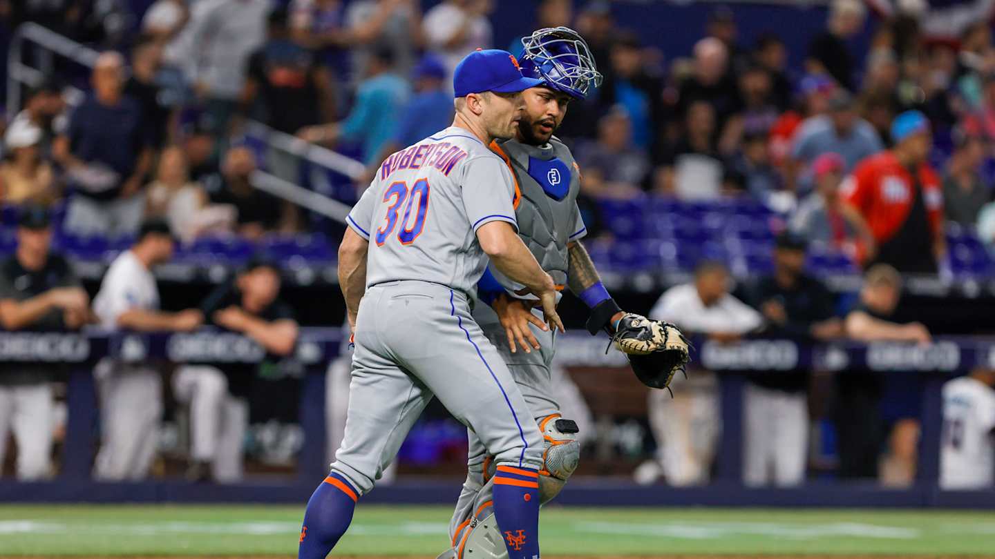 Rival Teams Expect New York Mets to Trade David Robertson, Mark Canha ...