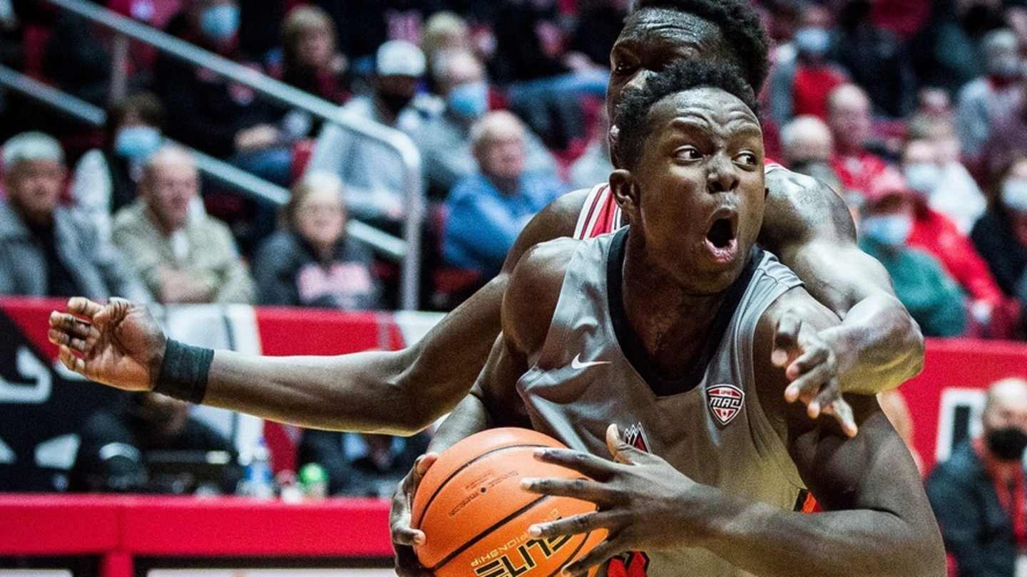 Hoosiers Make Payton Sparks Transfer Official; Indiana Coach Mike ...