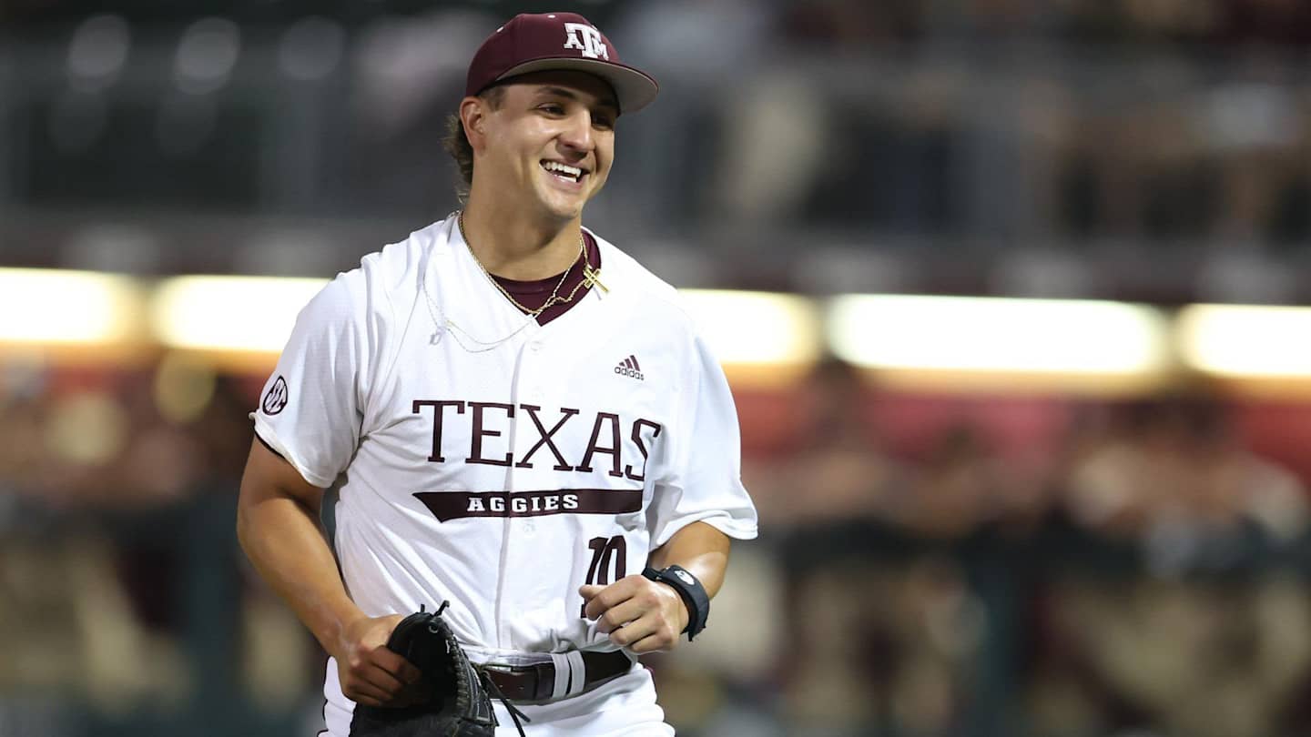 Chris Cortez Removes Name From Transfer Portal, Returns To Texas A&M Aggies - Sports Illustrated ...