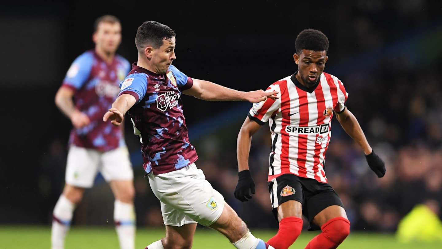 Sunderland predicted line-up vs Hull City: Amad to return to starting ...