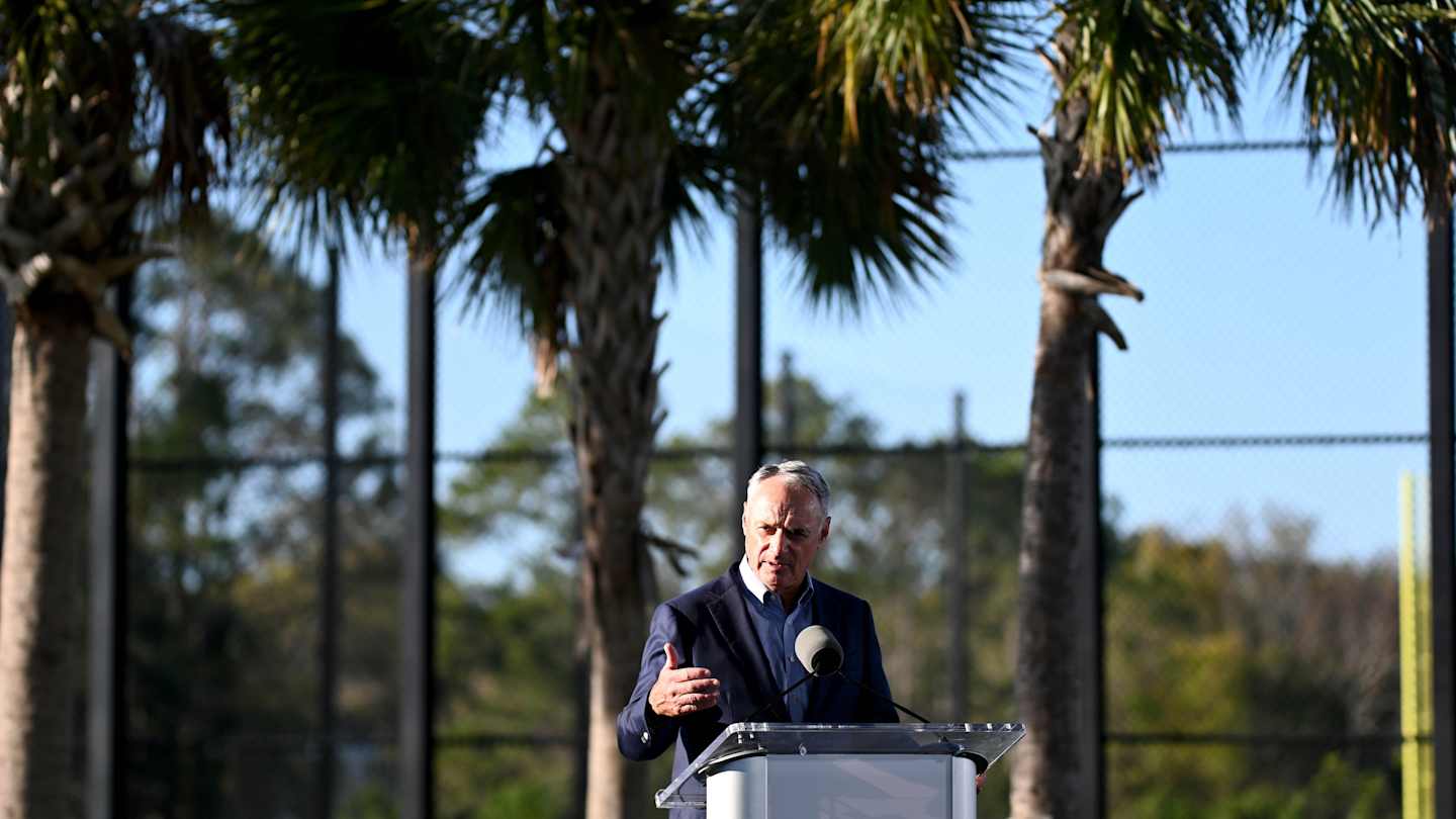 BREAKING: MLB Trade Deadline Date Reportedly Announced - Fastball