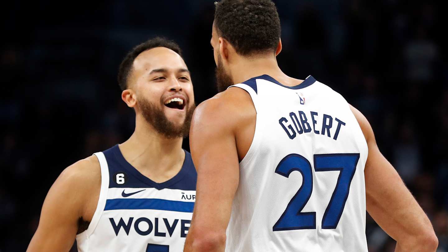 WATCH: San Antonio Spurs Ex Kyle Anderson Catches Punch From Minnesota Timberwolves Teammate ...