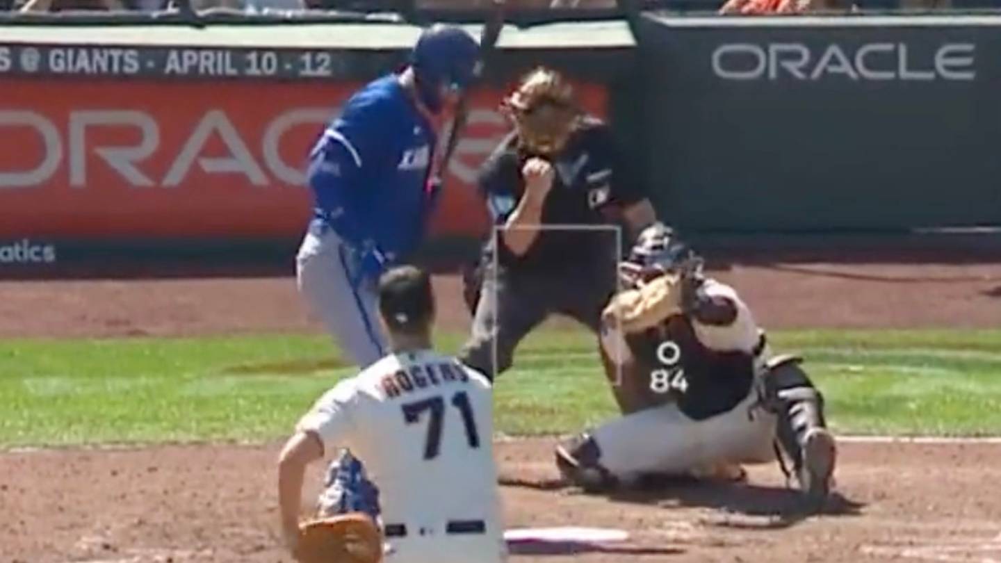 Dan Iassogna: MLB umpire in Royals-Giants Made Worst Called Strike Call ...
