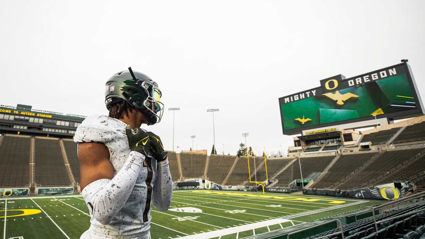 Oregon Recruiting: Safety Aaron Flowers Details Oregon Football ...