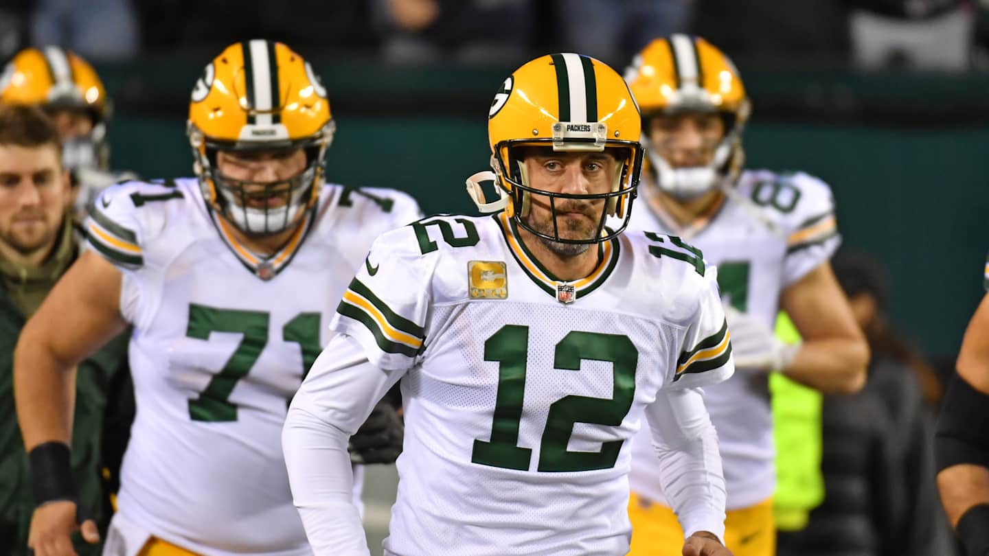Quarterback Aaron Rodgers Tied for Sixth on 2023 NFL MVP Odds List ...