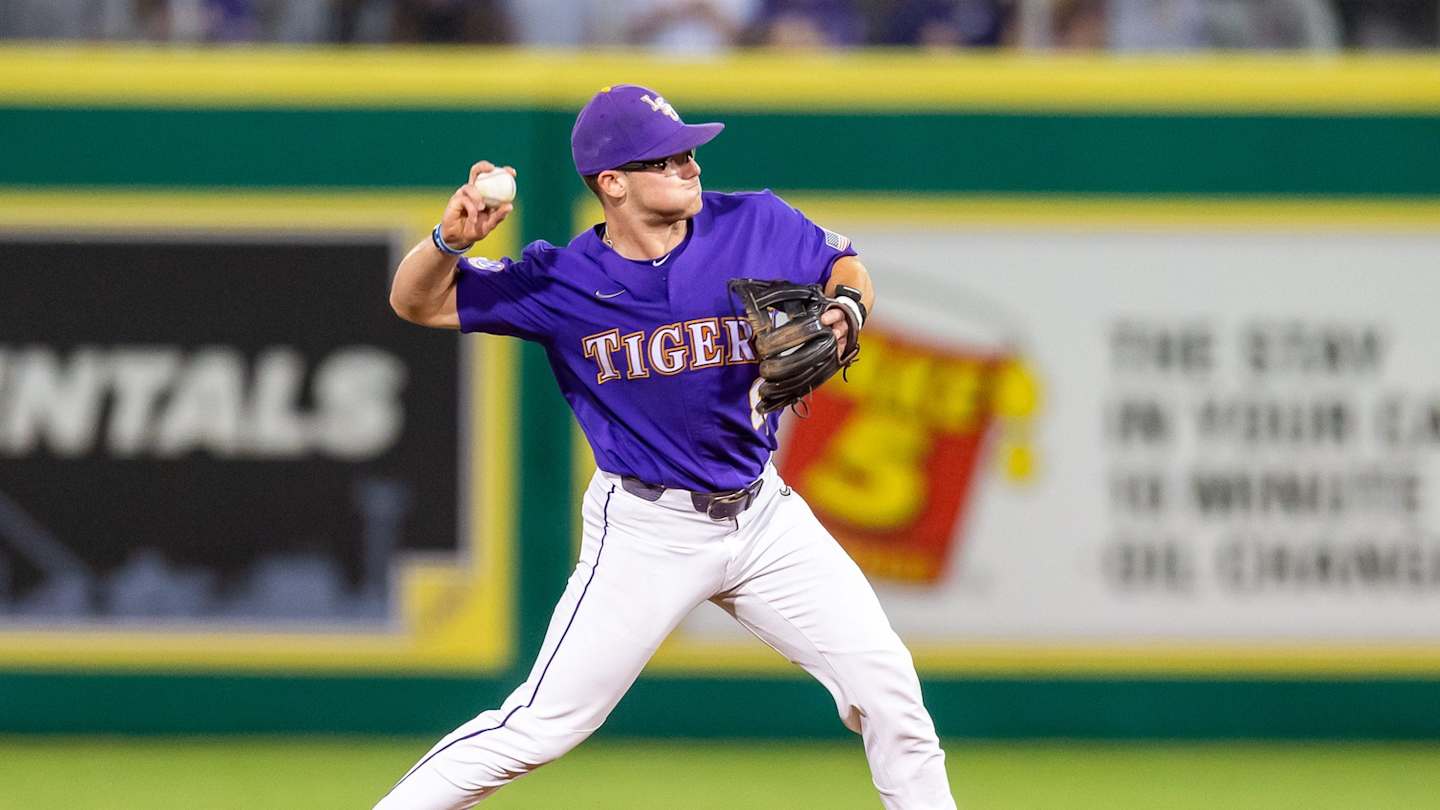 Kentucky Unable to Overcome Early Implosion, No. 1 LSU Plates 16 Runs ...