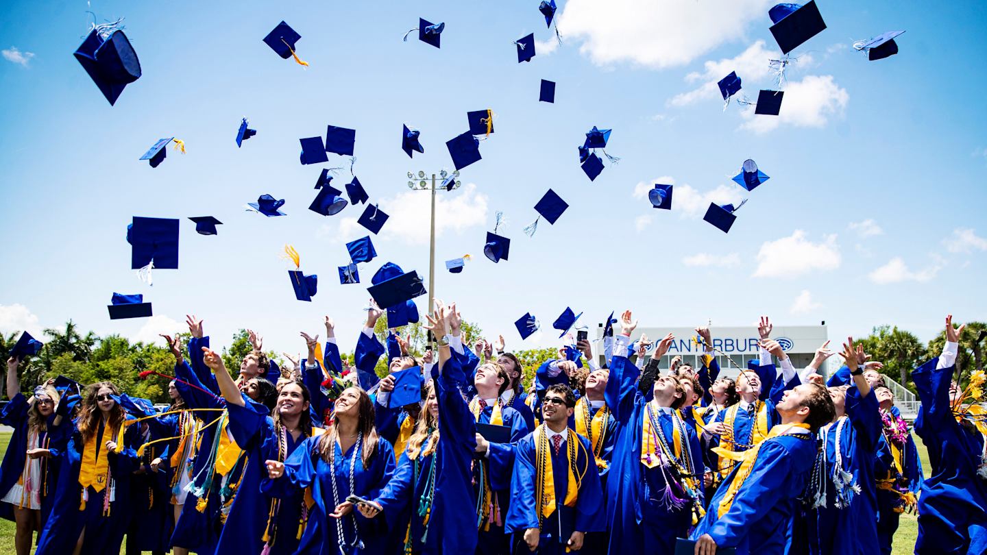 The Top Ten Graduation Gift Ideas for Sneakerheads - Sports Illustrated ...