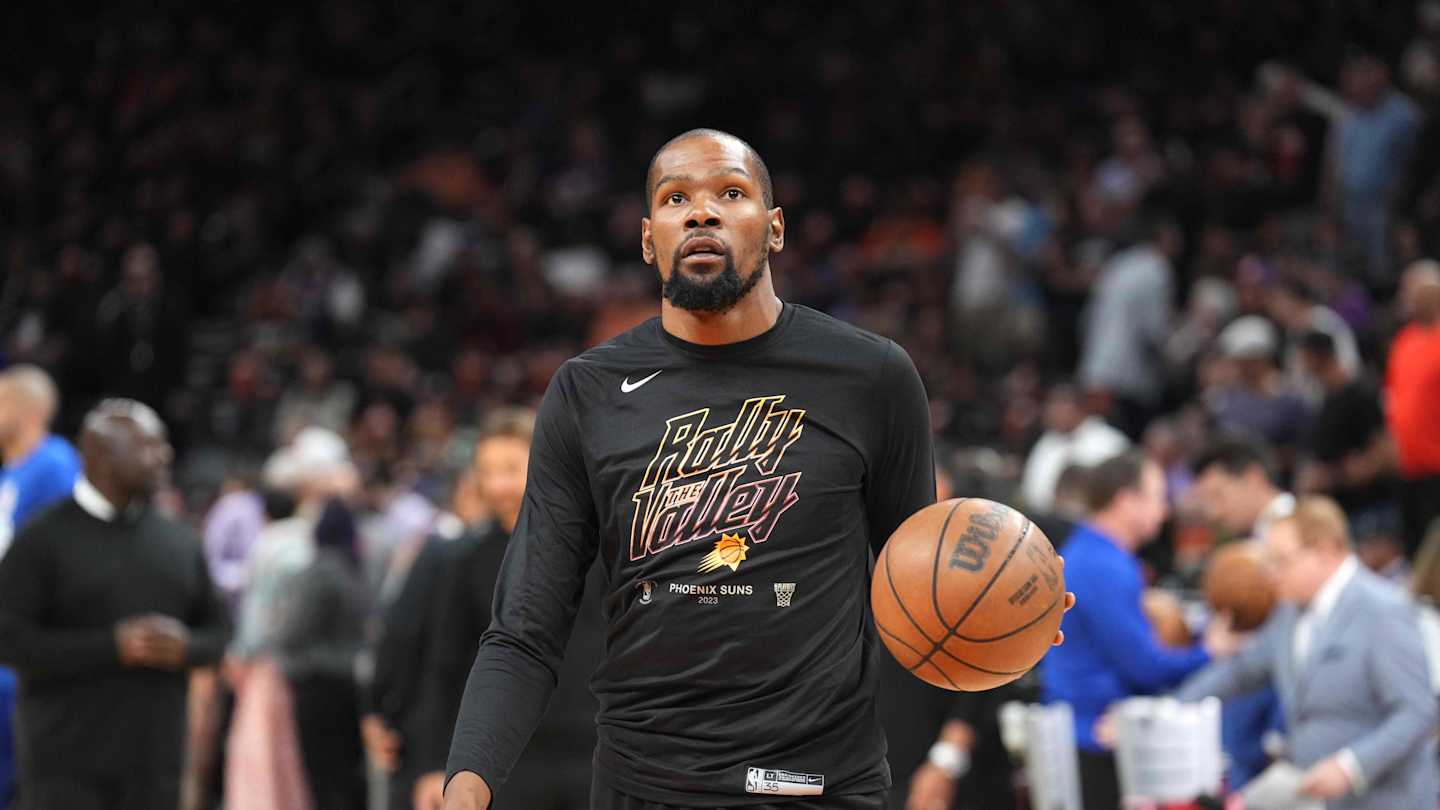 Kevin Durant Debuts 16th Signature Sneaker in Suns Game - Sports ...